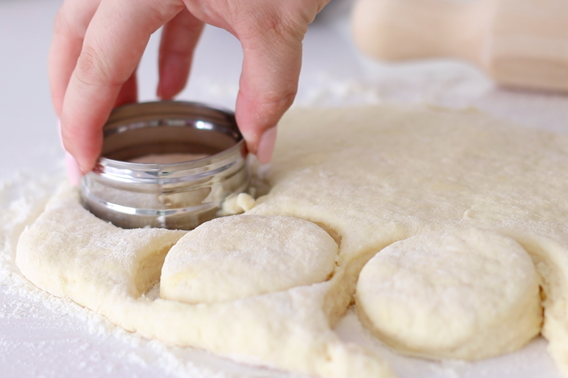 English Scones Recipe - Recipes by Carina